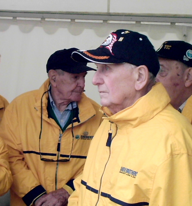 photos veterans de la easy ce 6 juin 2009 - Forum D-Day Overlord